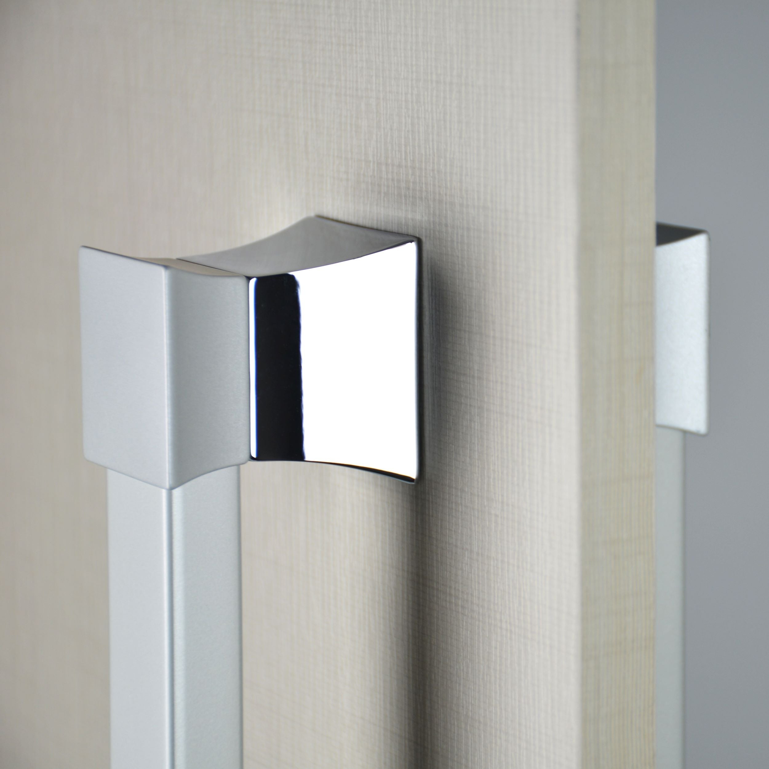 ZEN Design Vitta 33" x 2" Aluminum Chrome Back to Back Door Pull ...